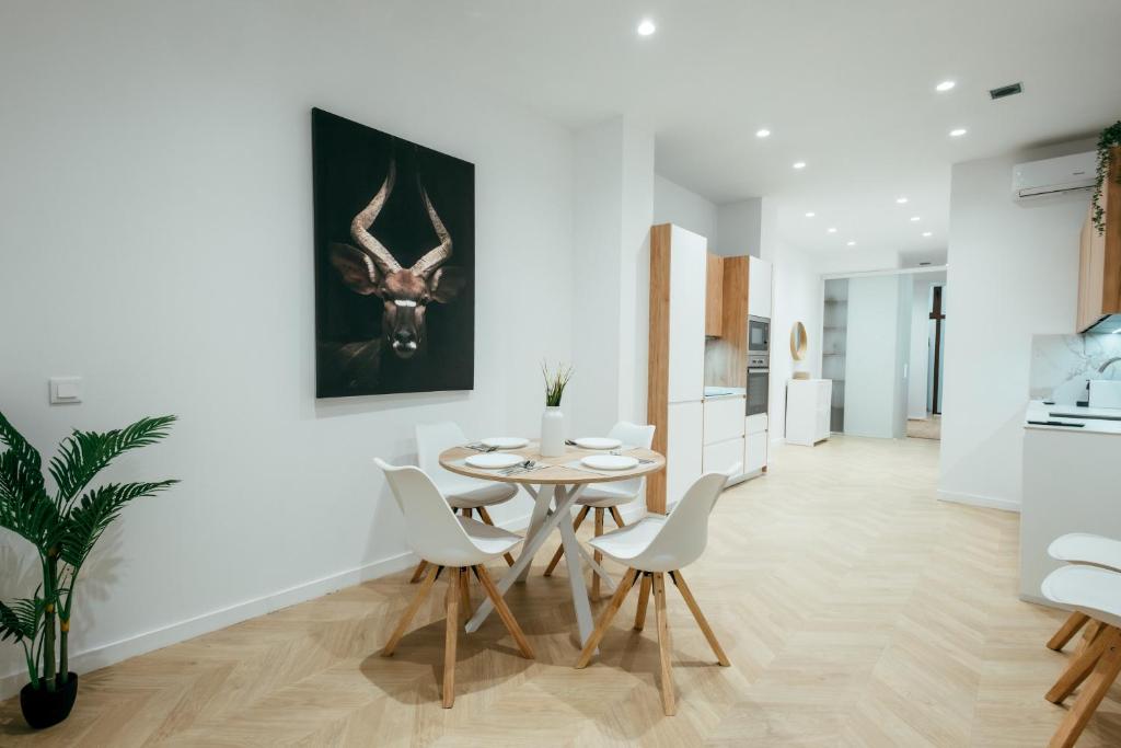 Sada Flat, Jacuzzi, Chill Out, 7 Pax, SmartTV, Valencia (precios ...