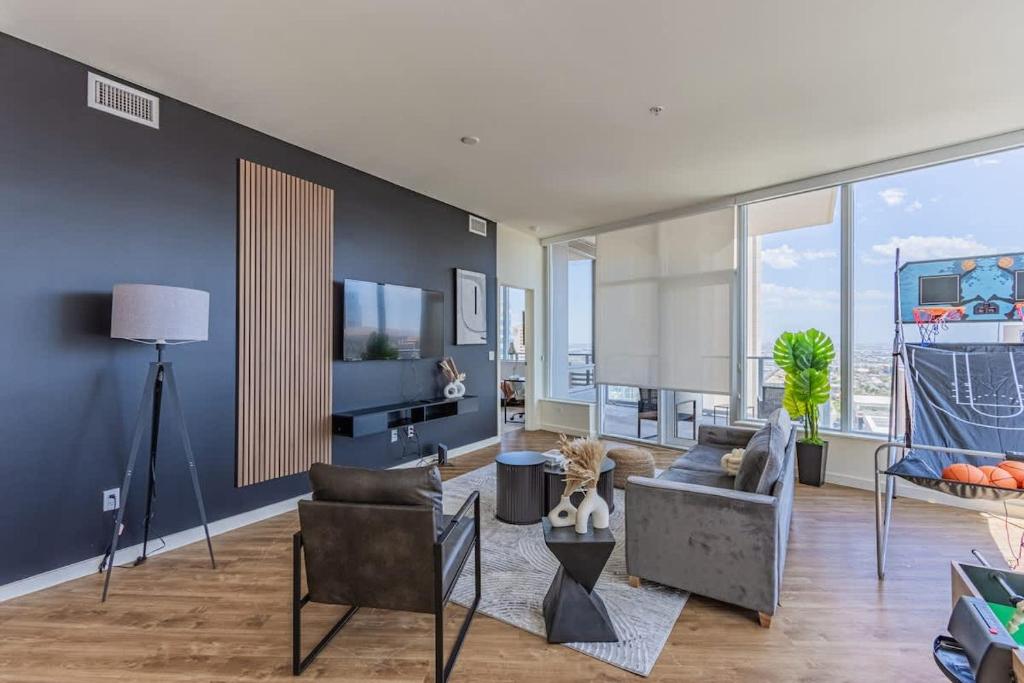 DT Skyline Views Pool Gym Balcony WD Parking, Phoenix (precios ...