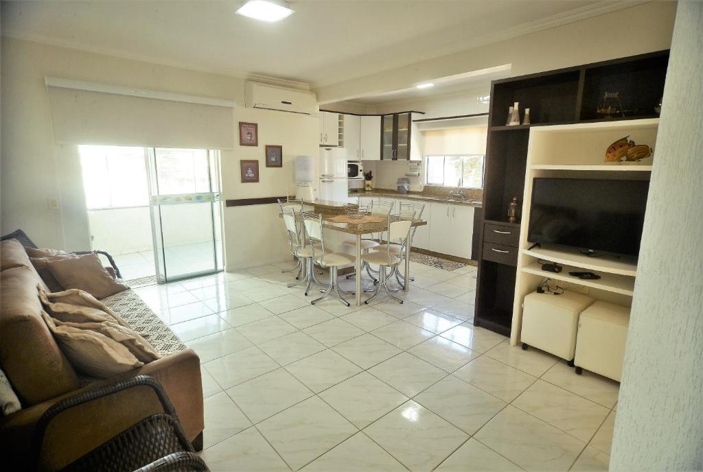 Apartamento do Sol - conforto, 2 quartos, 300m da praia centro de ...