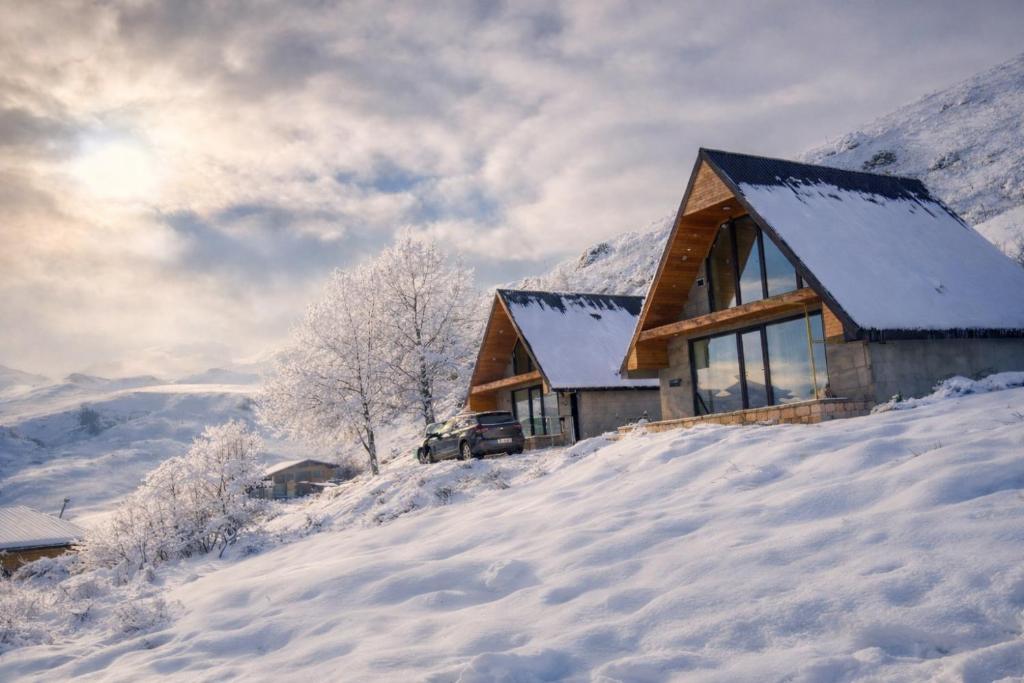 Shahdag A-Frame, Гусар (актуальные цены 2026 года)