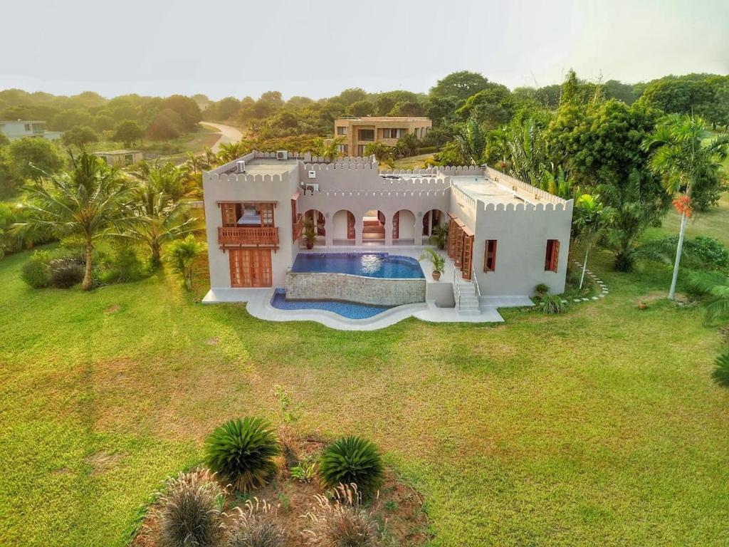 Luxury Moroccan Villa with Golf-course and Airstrip, Kilifi (updated ...