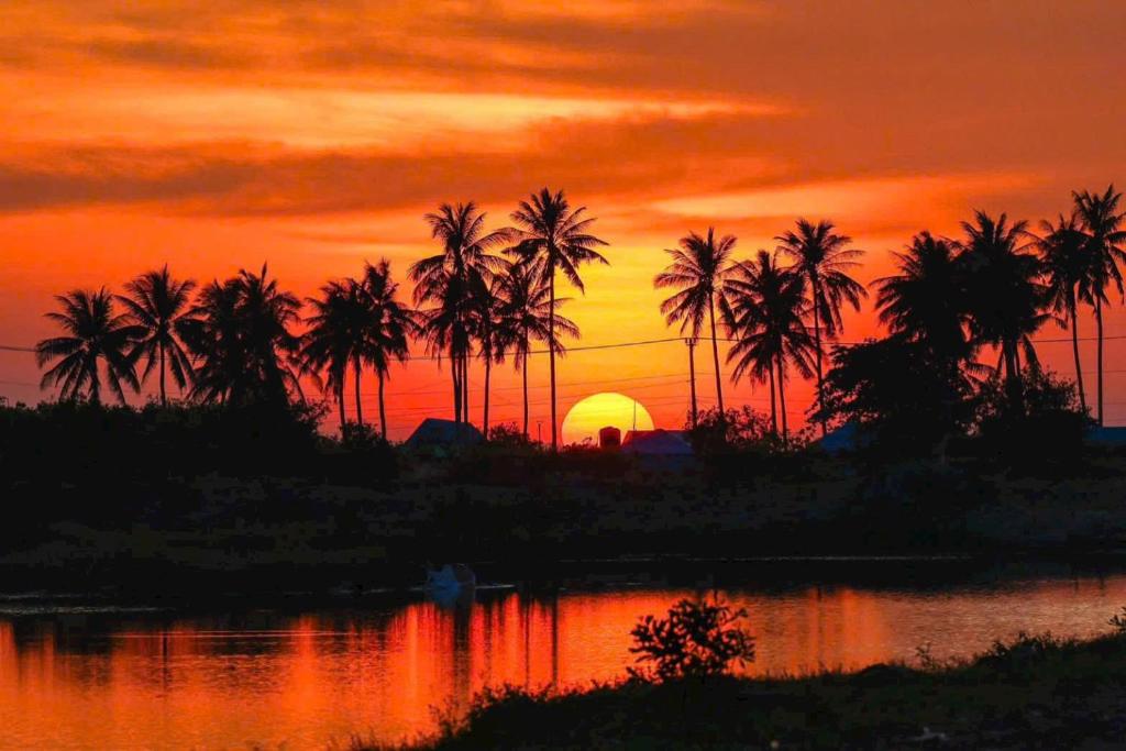 Pool Villa Evelyn V315 Sun Tropical Phú Quốc, Phu Quoc (mga updated na ...