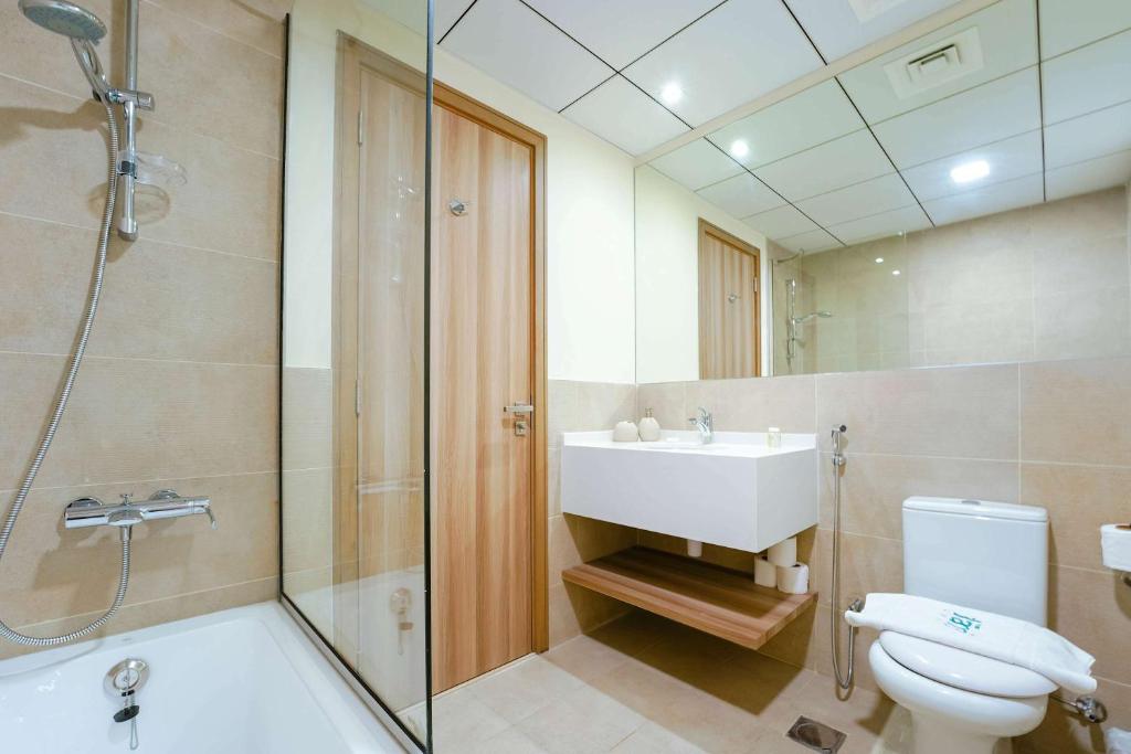 Stunning 2BR Canal & City Skyline View 7, Dubái (precios actualizados ...