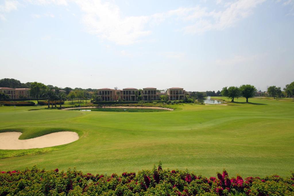 Lemon Tree Hotel, Tarudhan Valley, Manesar, Gurgaon (updated prices 2025)