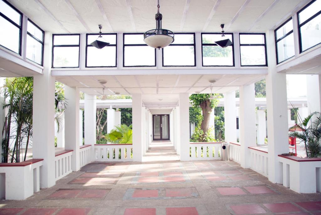 Lemon Tree Hotel, Tarudhan Valley, Manesar, Gurgaon (updated prices 2025)