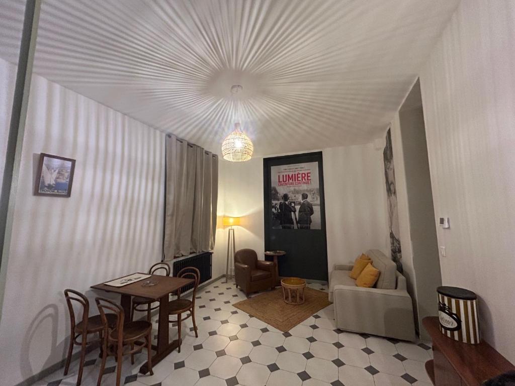 Blue Zone Leman, Thonon-les-Bains (precios actualizados 2026)