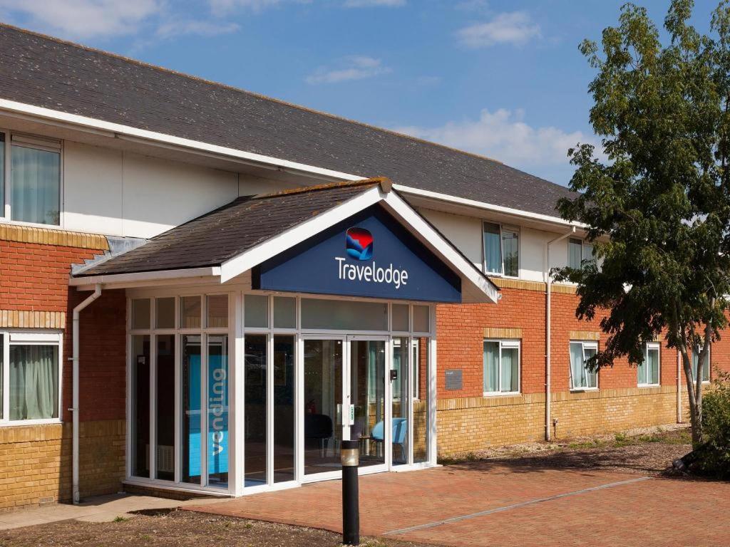 Travelodge Reading M4 Westbound, Burghfield (updated prices 2026)