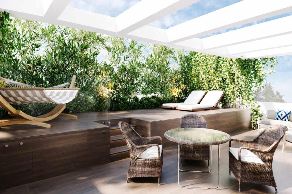 Penthouse 2BR Terrace - TLV View - MAMAD D80, תל אביב (מחירים מעודכנים ...