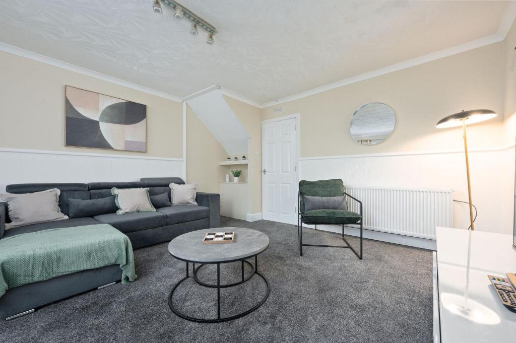 2BR Sleeps 6 with Parking Near Linlithgow Palace, Linlithgow (prezzi ...