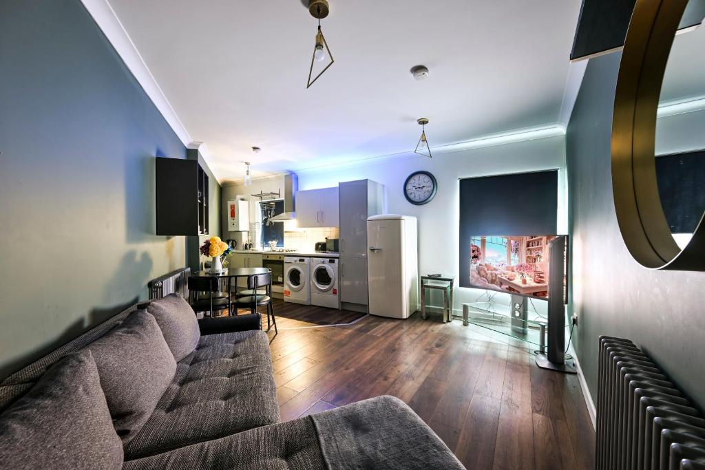Bright & Modern Apartment in Hackney Wick E3, London (updated prices 2026)