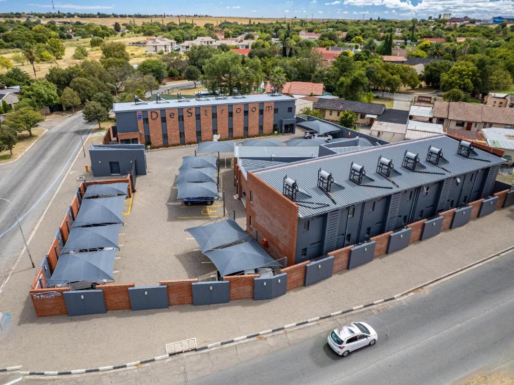 De Stroom Studio Apartments, Secunda (updated prices 2026)