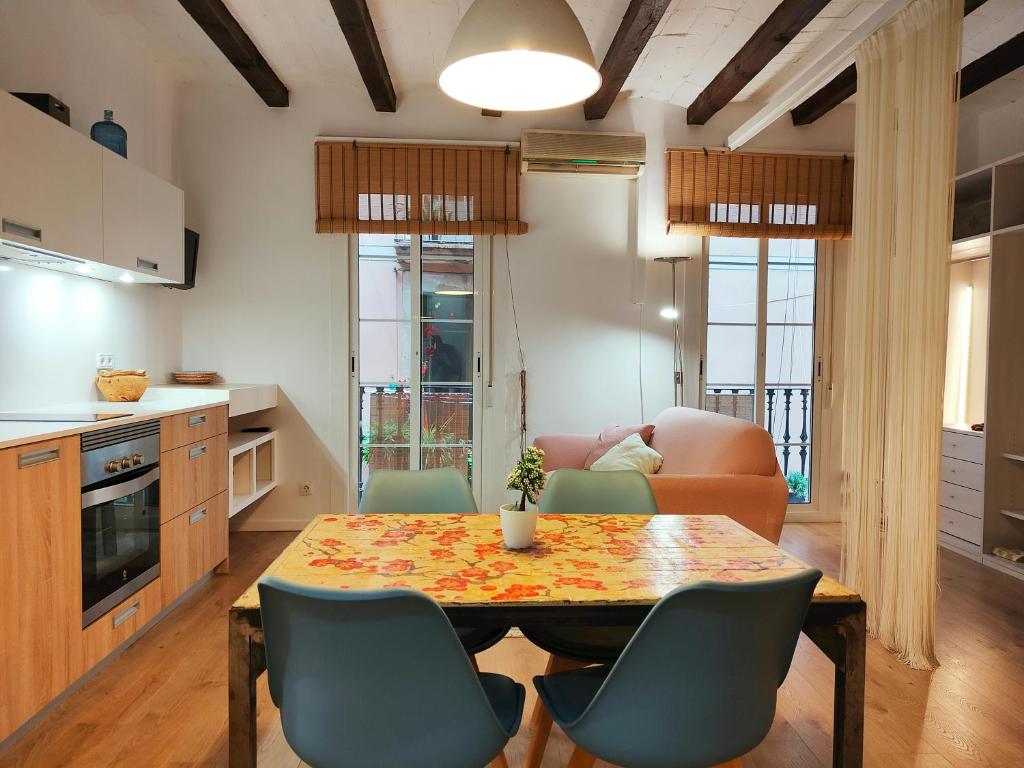 Best location in El Born modern super comfy, Barcelona (prisene ...