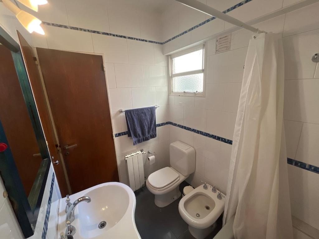 Balcony to the Boulevard, Light and Premium Location, Buenos Aires ...