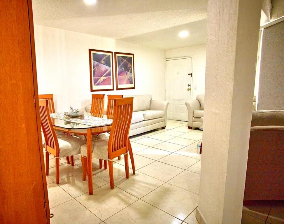 Modern apartment with an excellent location, Guadalajara (preços ...