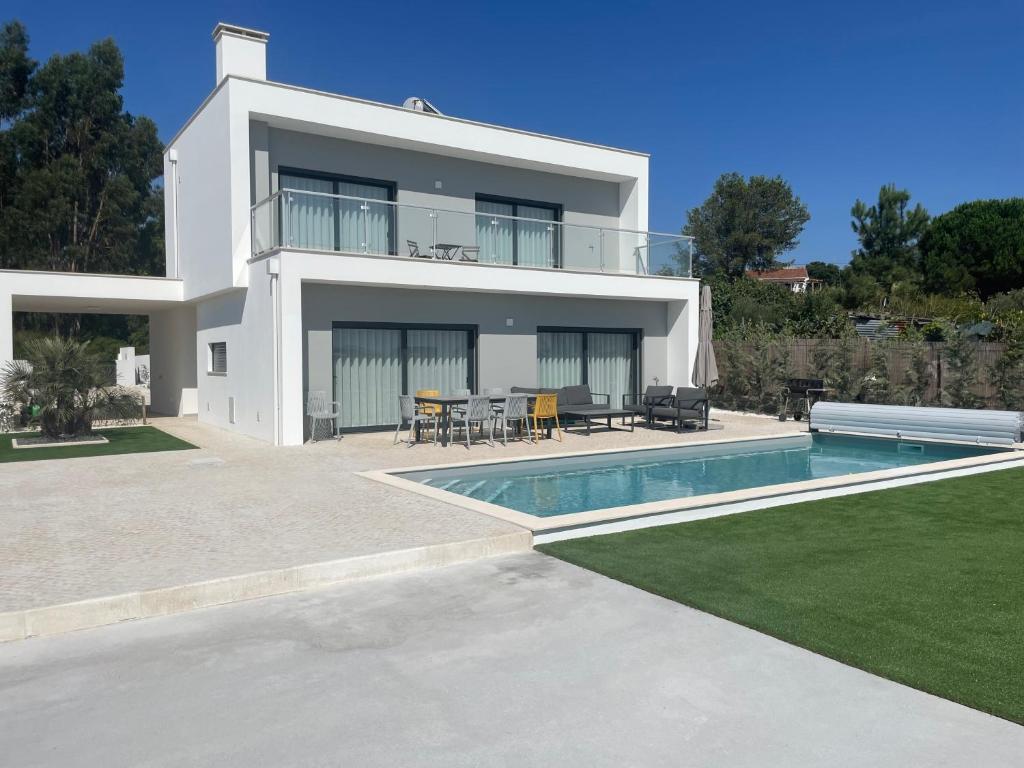 Casa Céu Azul - The Blue Sky Villa, Nadadouro (aktualne ceny na rok 2026)