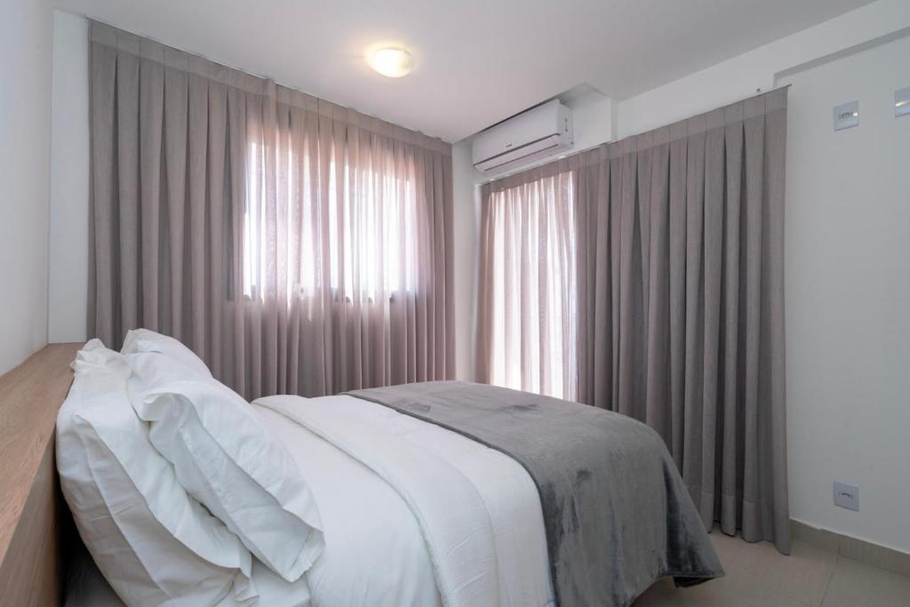 AP25- Apartamento Luxo Prox. Metrô / CGH / SP EXPO, San Paolo (prezzi ...
