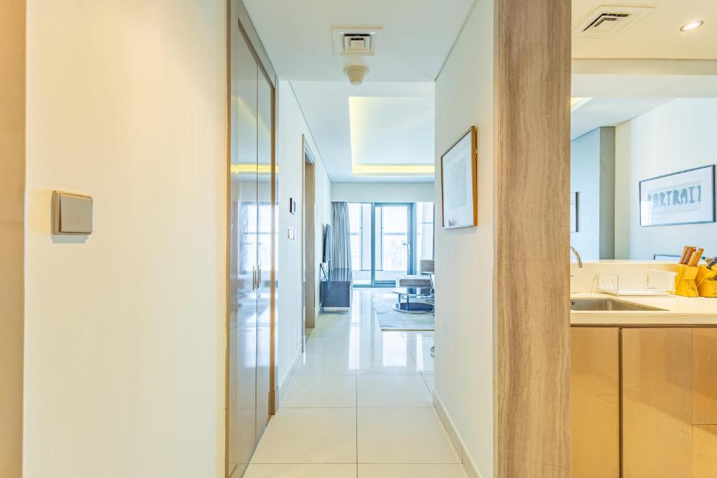Superhost - 1BR , Pool & Gym , DAMAC Towers Paramount, Dubaï (tarifs ...