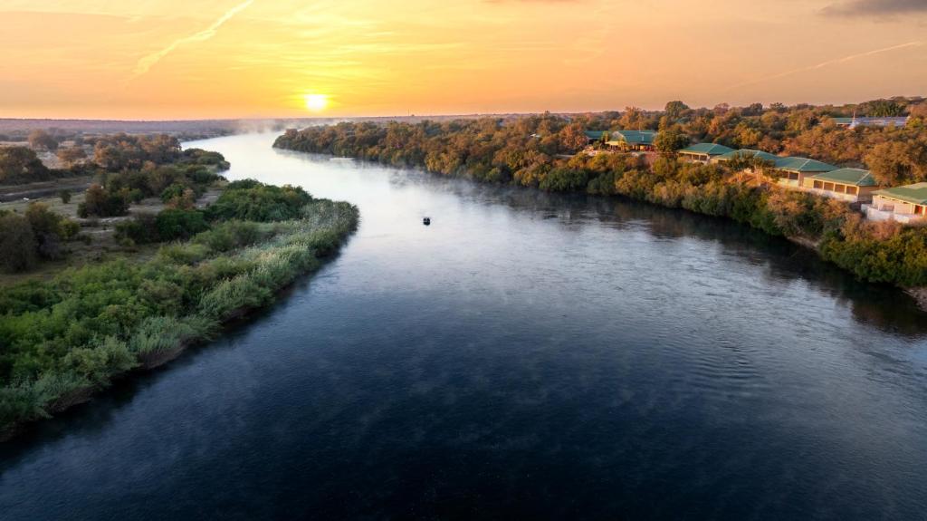 Simanya River Lodge, Kanyekama (updated prices 2026)