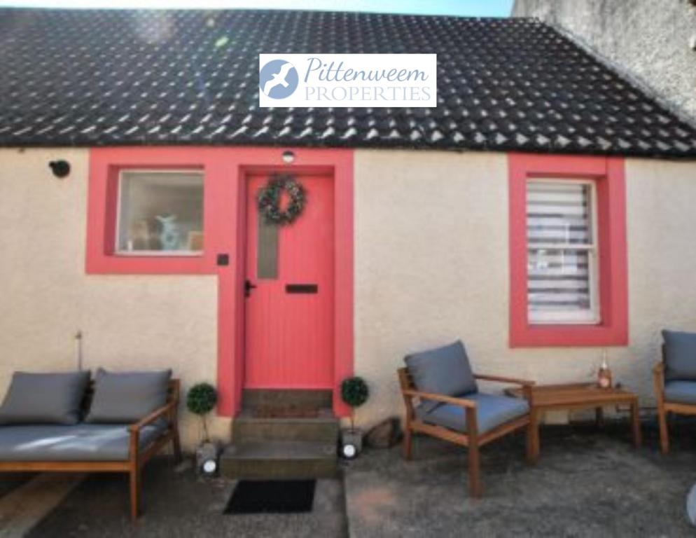 Dookers Nook- Quirky coastal cottage Pittenweem, Pittenweem (updated ...