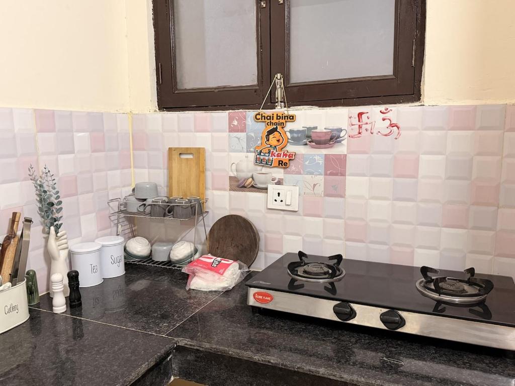 Luxury Stay, Dayal Bagh, Lulu Mall Couple Friendly, Lucknow (prezzi ...