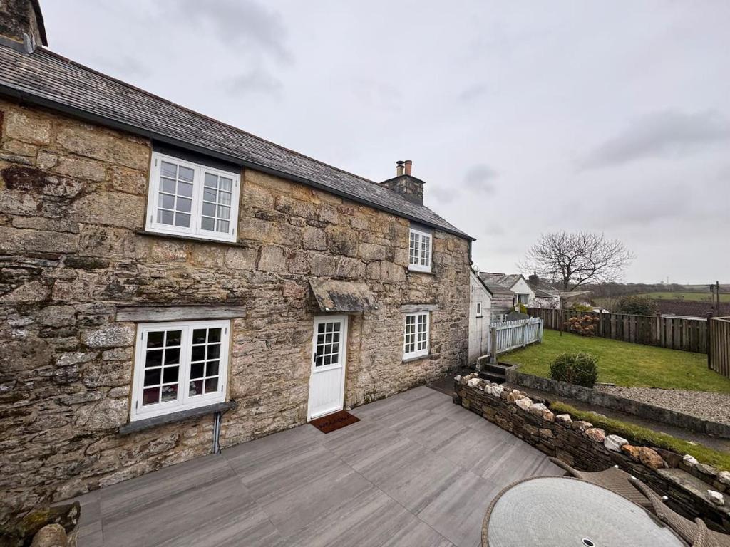 3 Double Bed Character Cottage in Quiet Hamlet, Camelford (prețuri ...