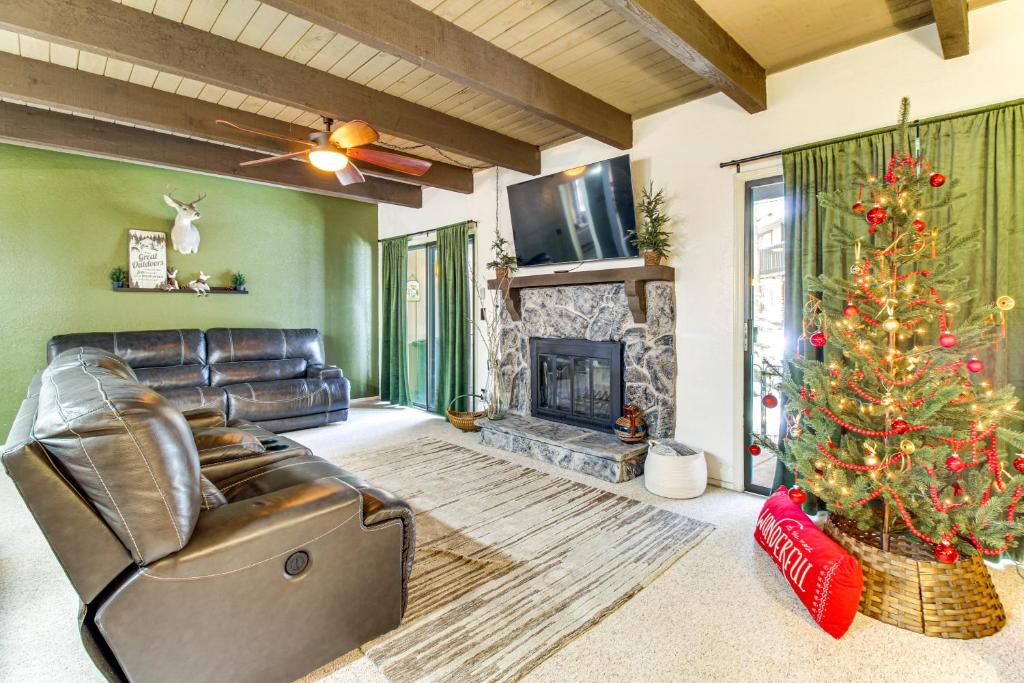 Explore the Natl Forest! Cozy Getaway in Pinetop, Indian Pine (prezzi ...