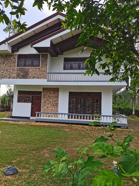 Thuru villa Family Resort, Ingiriya (prezzi aggiornati per il 2026)