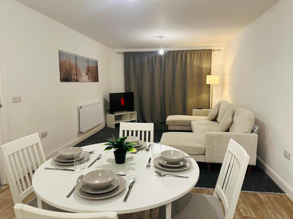 Modern 2 Bedroom Flat with Stylish Comfort, Croydon (preços atualizados ...