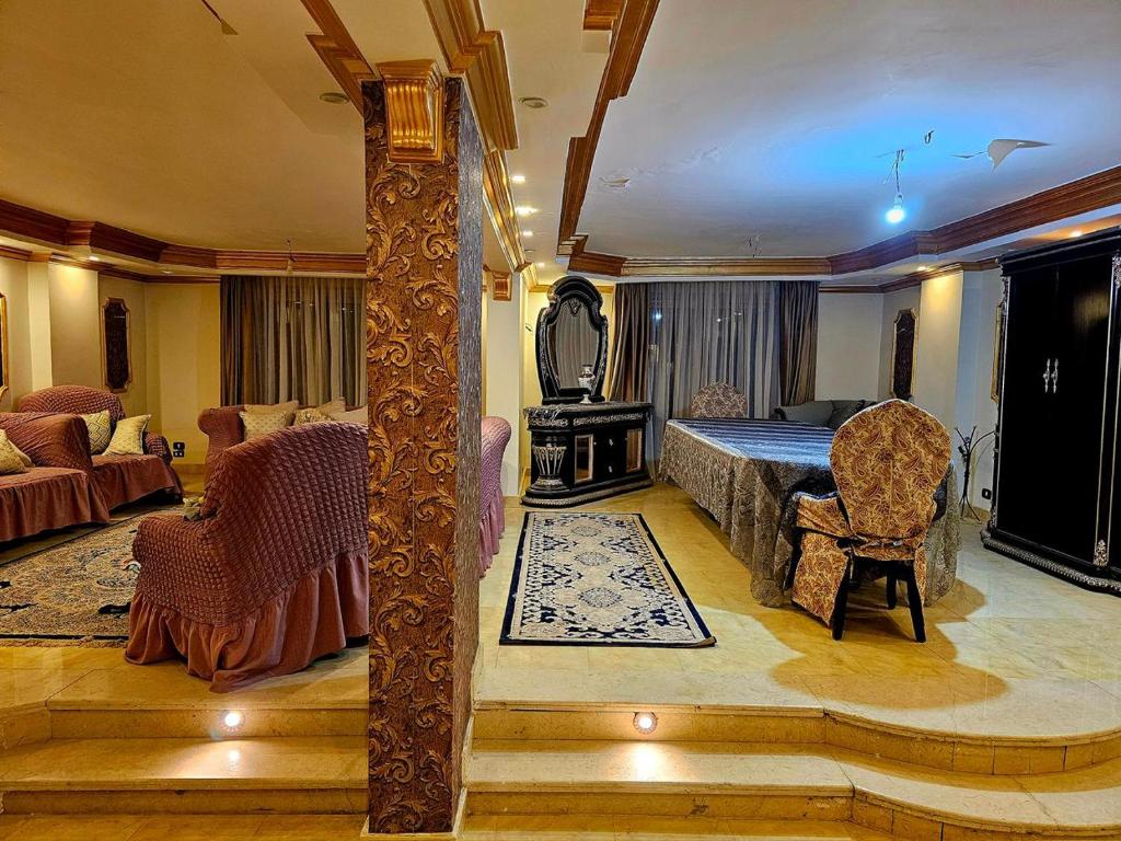 Elegant Classic Egyptian-Style Room, ‘Ezbet `Abd el-Ḥamîd (updated ...