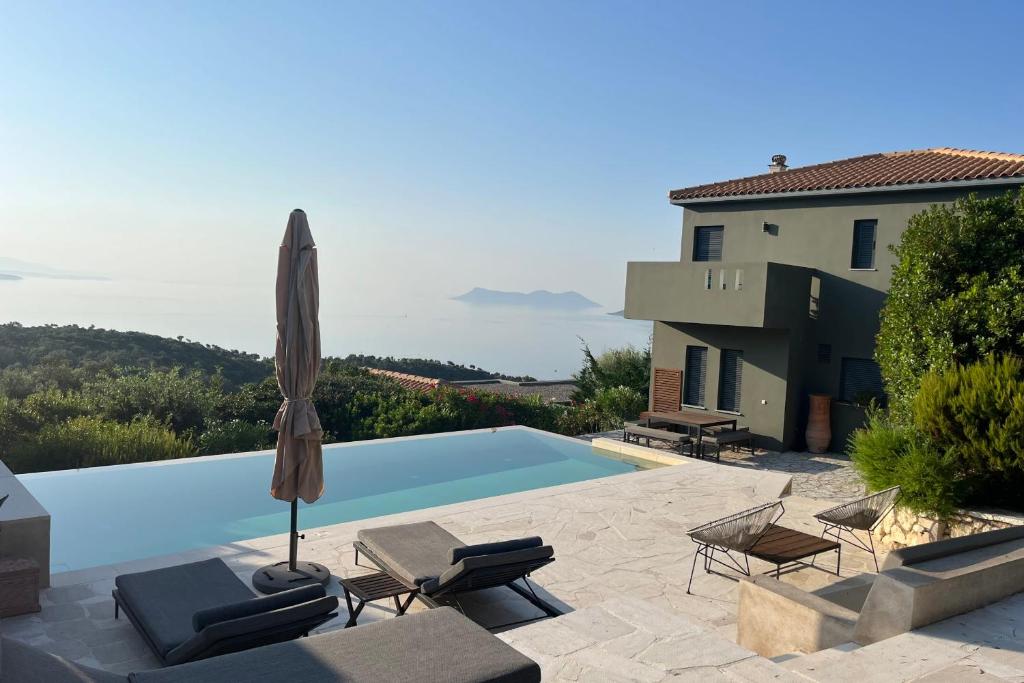 Villa Arkoudi - Enjoy panoramic ocean views from a serene mountain ...