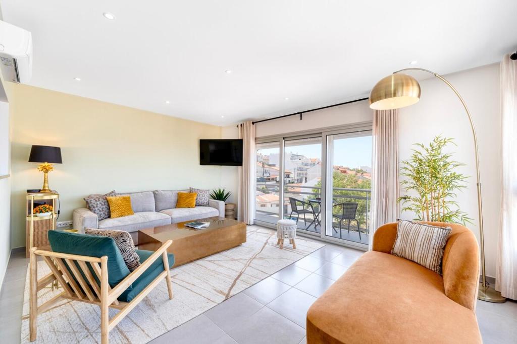 Boutique Living - Rooftop Pool & Sea Views, Nazaré (aktualisierte ...