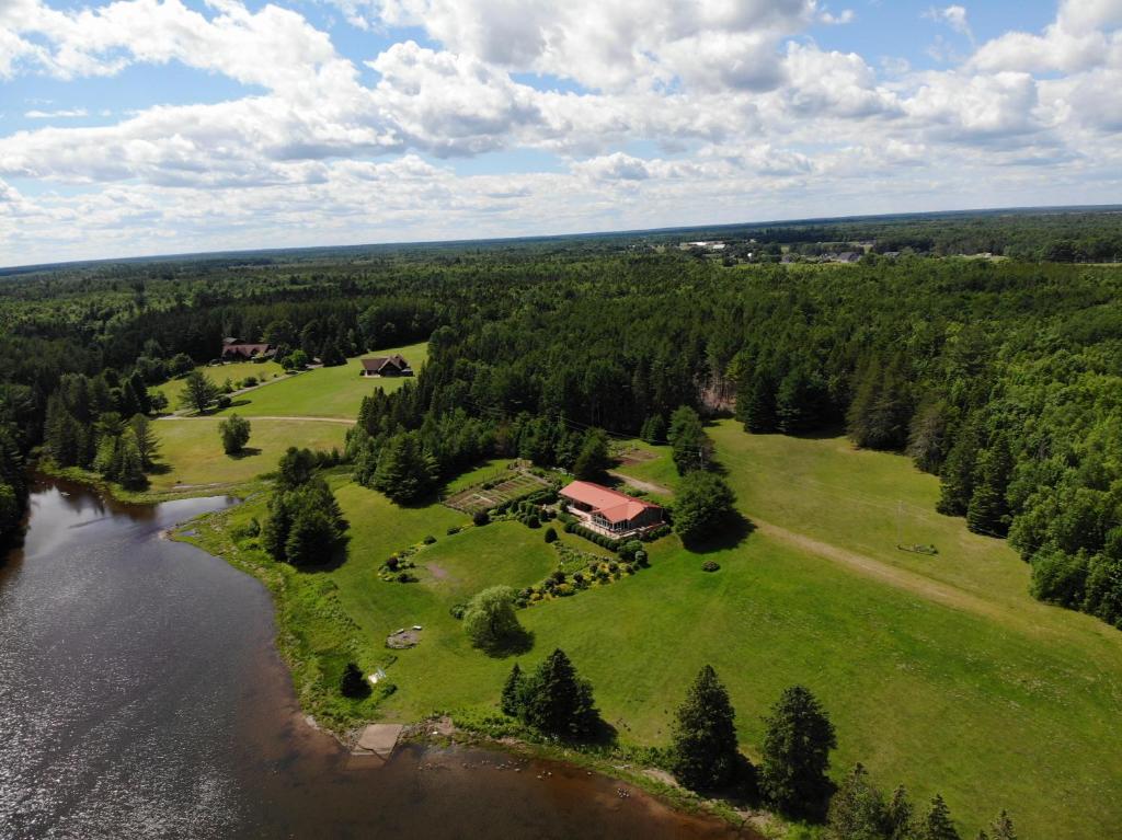 Stunning Secluded Richibucto River Waterfront Cottage with Unparallel ...