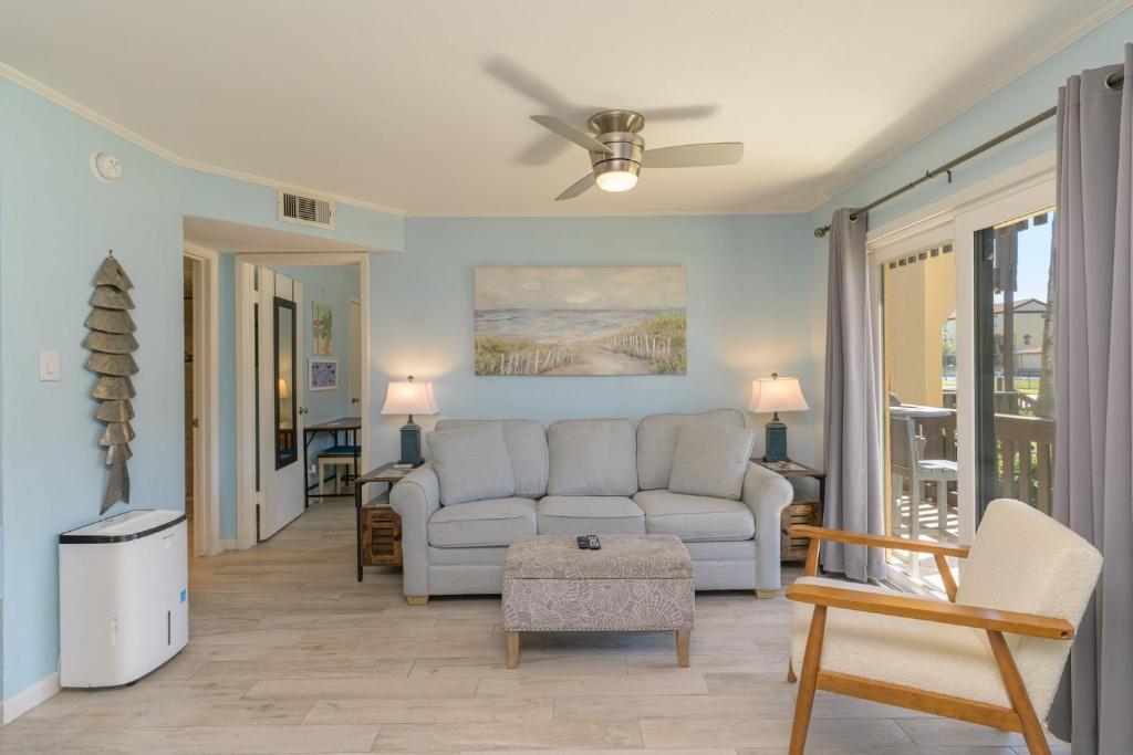 Tiki 154 - Renovated Ocean View Condo First Floor condo, South Padre ...