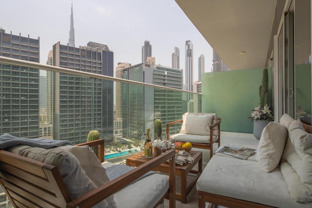 Frank Porter - Reva Residence, Dubai (updated prices 2026)