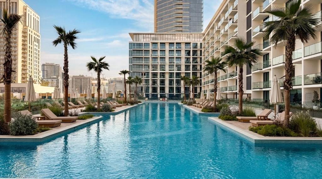 Binghatti Phoenix! Longest Pool in Dubai! Brand New Building, 2 Double ...