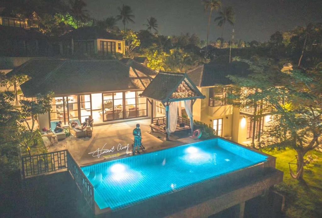 The Viva villa, Luxury Bali-Style 5-Bedroom Sea View Pool Villa at ...