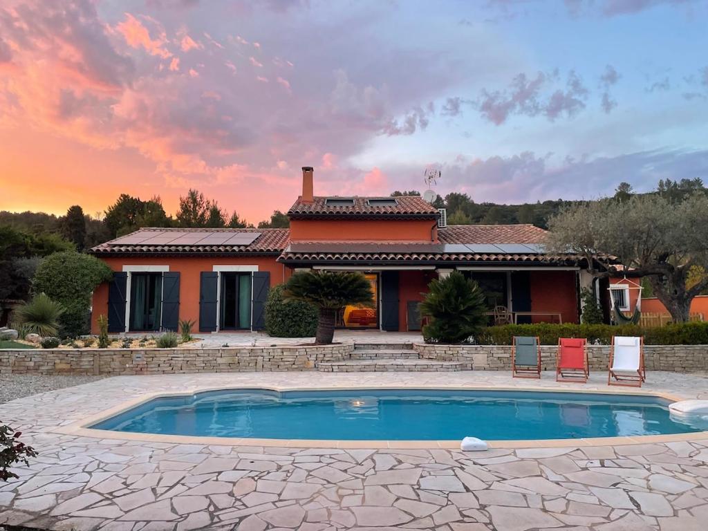 Amanaska - villa de charme et piscine privée, Pignans (uuendatud hinnad ...