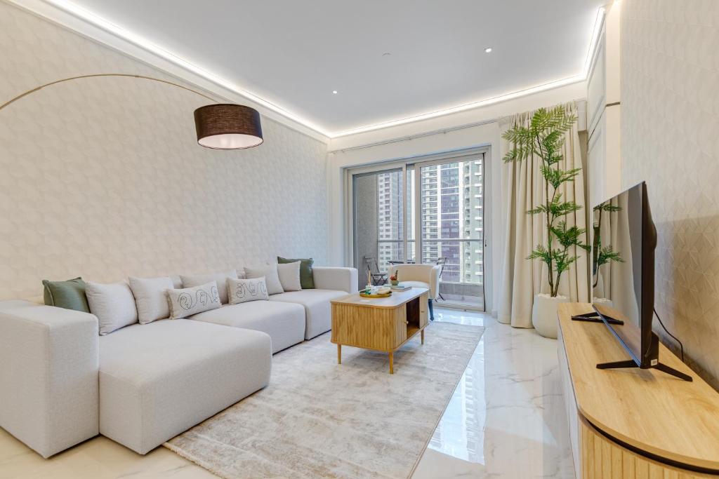 Elegant 2-Bedroom Apartment in Marina Heights 1, Dubai Marina, Dubai ...