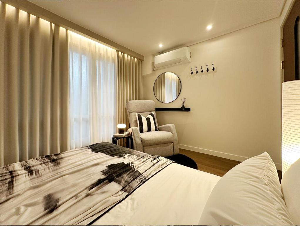 Hongik University Station Super Station Area,Forest Road View,Perfect ...
