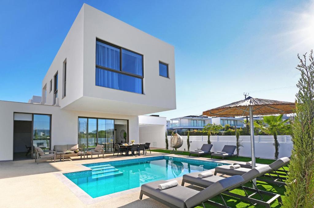 Princess Anne Luxury Villa - Large Pool, Protaras (updated prices 2026)