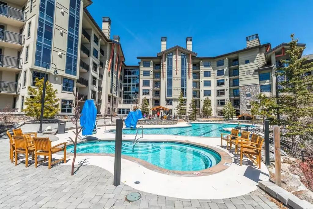 Mammoth Monache Resort, Mammoth Lakes (updated prices 2026)
