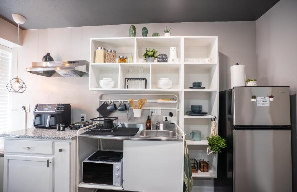 Boho-Mod Studio Apartments in Ferris, TX, Ferris (tarifs actualisés, 2026)