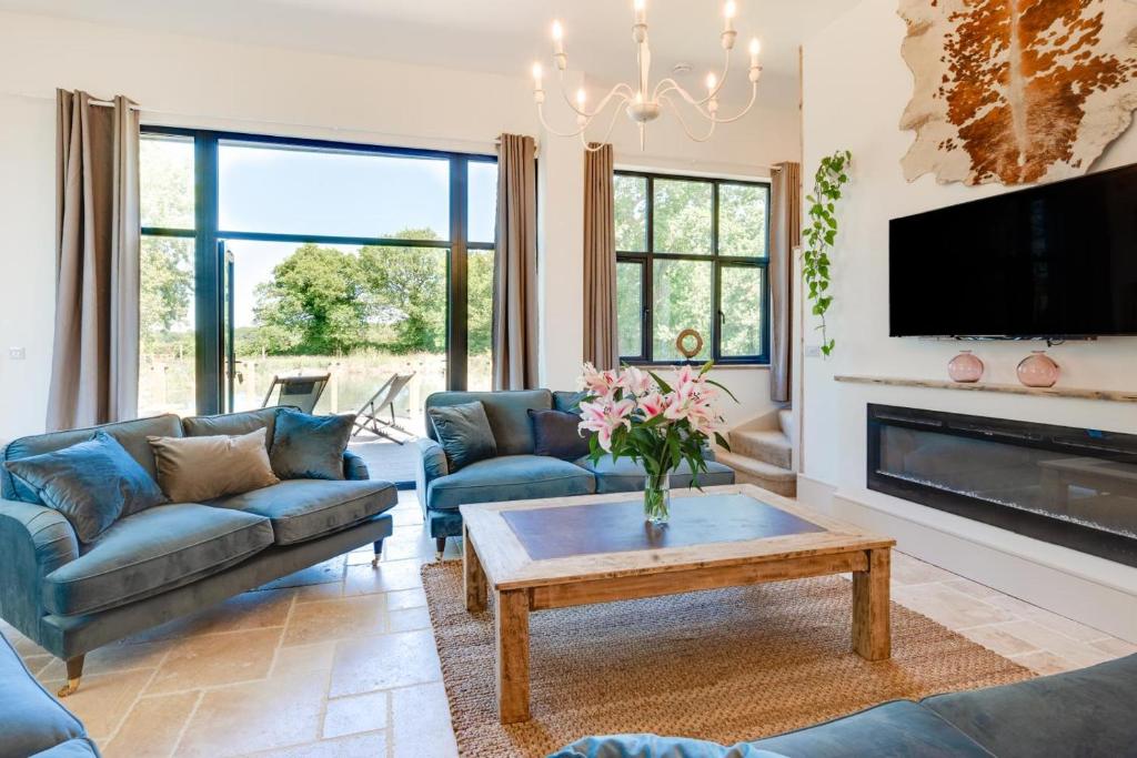 5 Bed in Briston oc-2304, Briston (updated prices 2026)