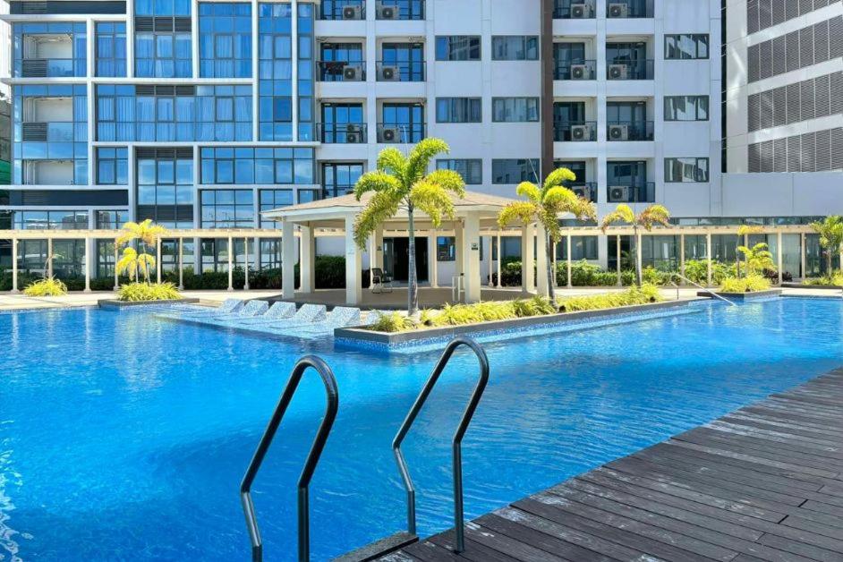 Mactan Newtown Staycation Near Airport & Beach, Punta Engaño (precios ...
