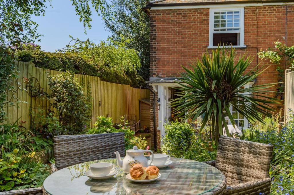 2 Bed in Rye oc-t31070, Rye (updated prices 2026)