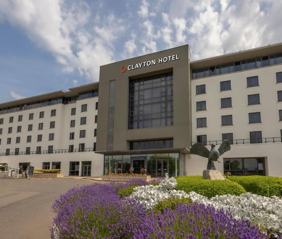 Clayton Hotel Dublin Airport Central, Cloghran (updated prices 2026)