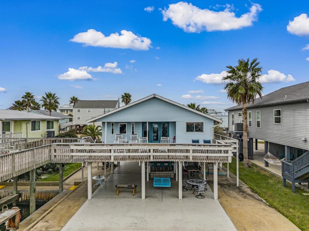Charming canal side home with gorgeous views, Galveston (precios ...