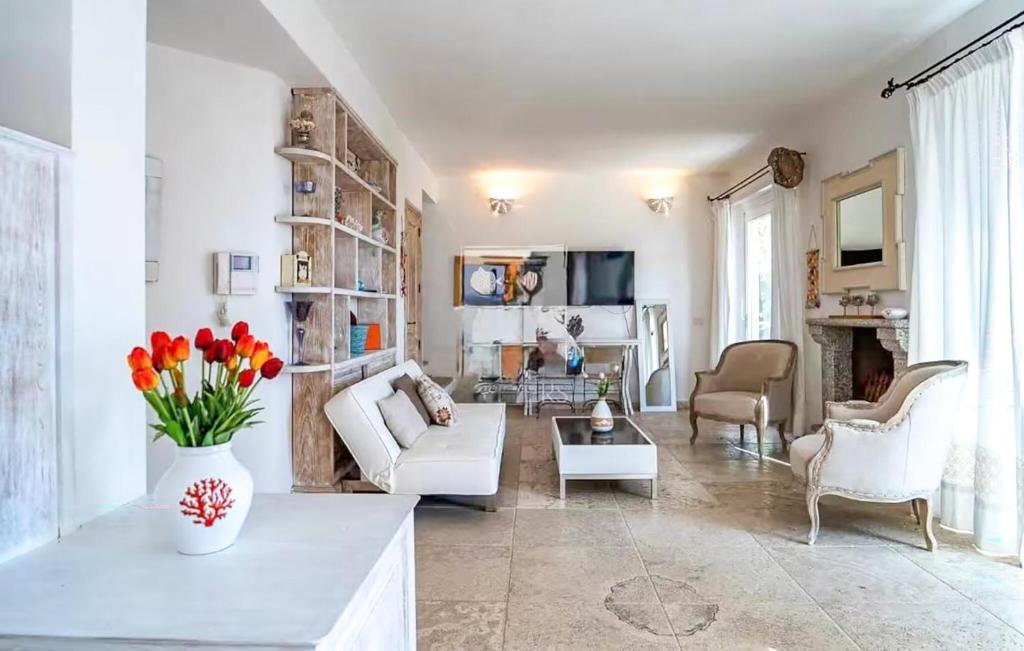 Lovely Home In Abbiadori With Private Swimming Pool, Can Be Inside Or ...