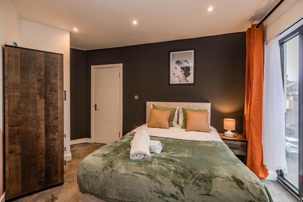 Super Central 3 Bedroom Flat Next To Brighton Beach ไบรตันแอนด์โฮฟ ...