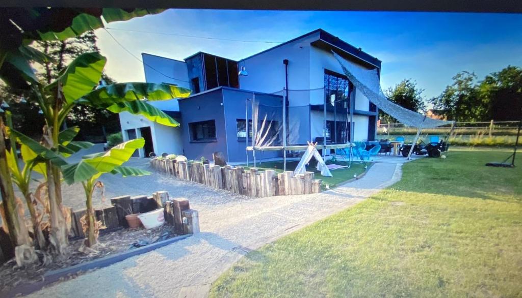 Grande maison 24h et classique Le Mans, Brains-sur-Gée (tarifs actualisés, 2026)